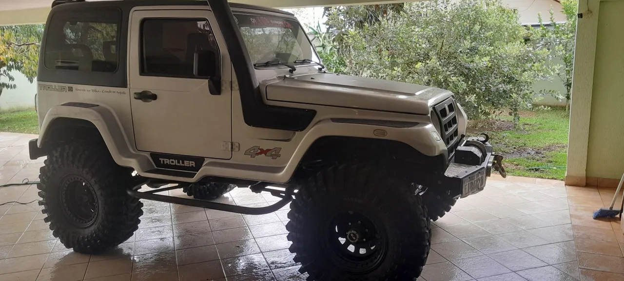 Troller T-4 2010 Usados e Novos em Curitiba e região, PR