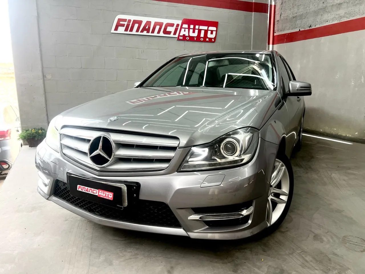 "mercedes c200" no Brasil