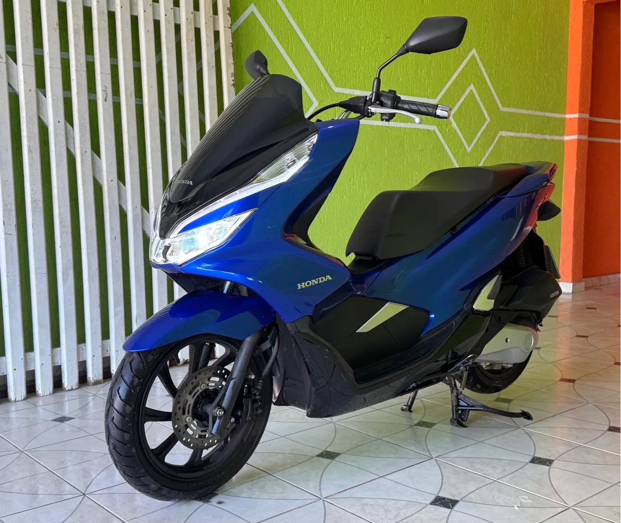 Motos HONDA PCX 2022 no Brasil