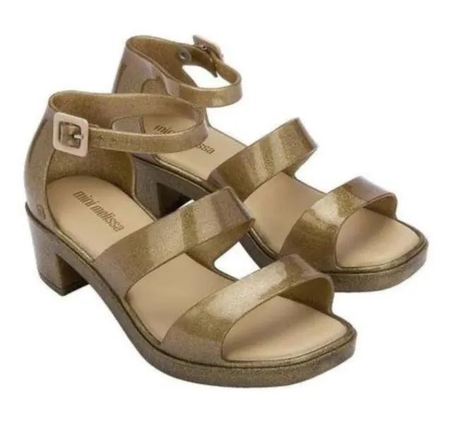 "melissa model" no Brasil