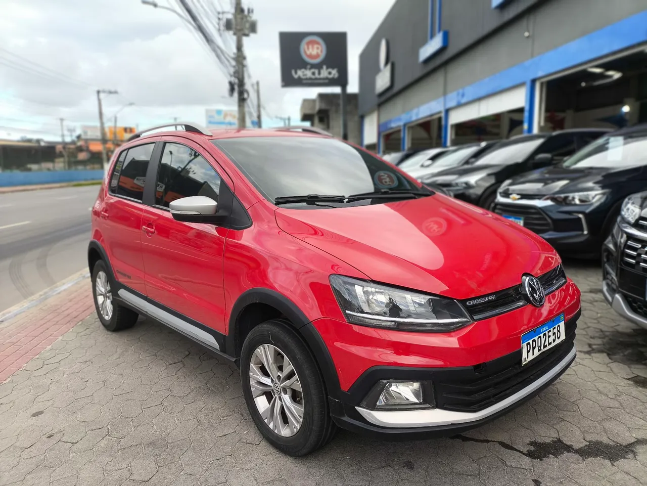 VOLKSWAGEN CROSSFOX 2017 Usados e Novos