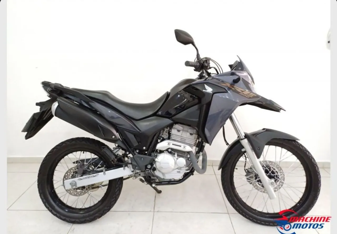 Motos HONDA XRE 300/ 300 ABS/ FLEX no Brasil