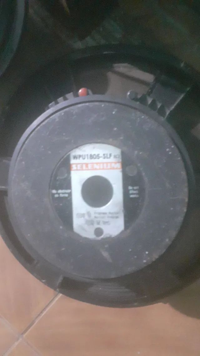 "falante 18 polegadas" no Brasil