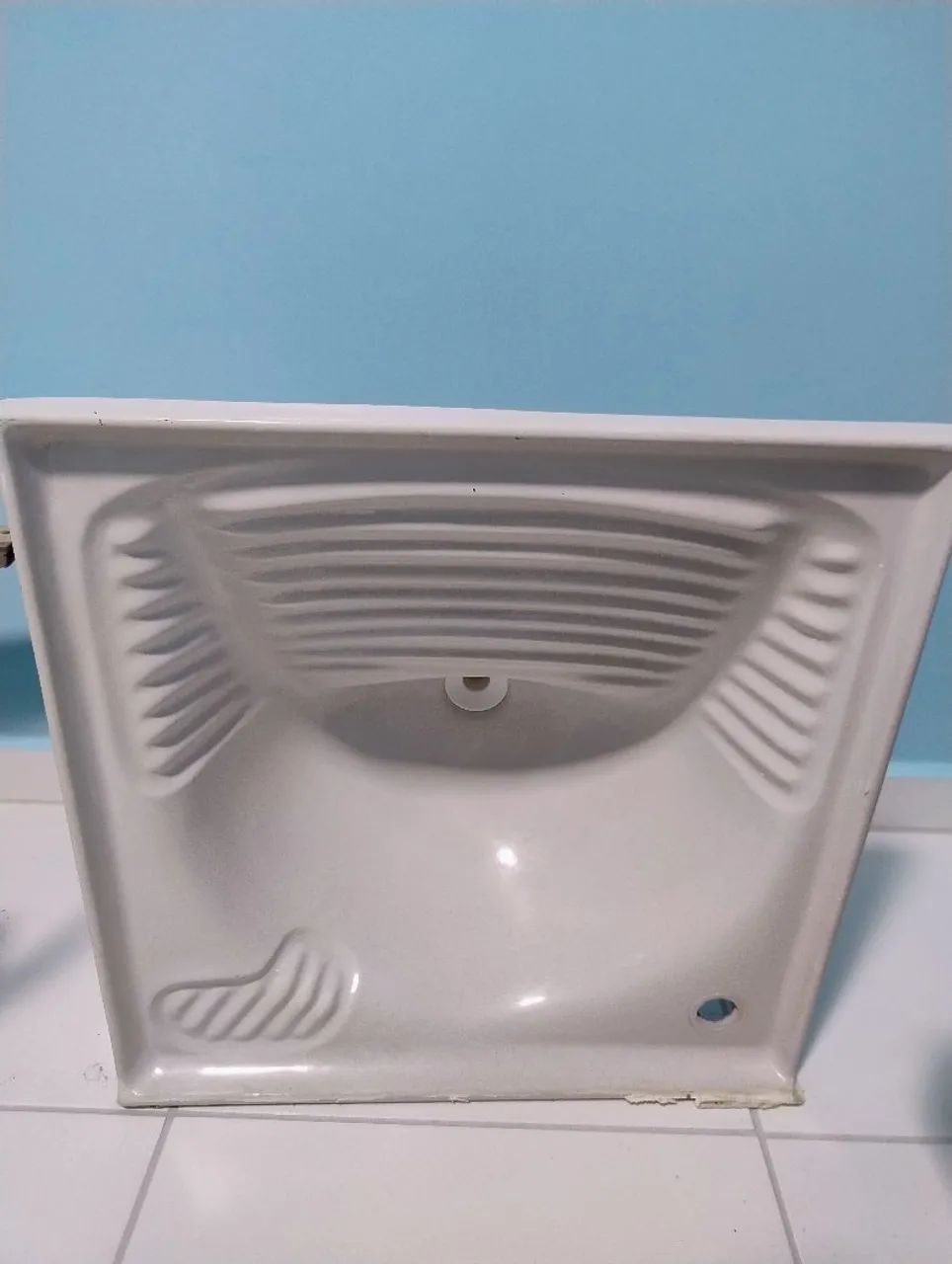 Doa-se tanque de lavar roupa e torneira seminovos - Cubas e Pias ...