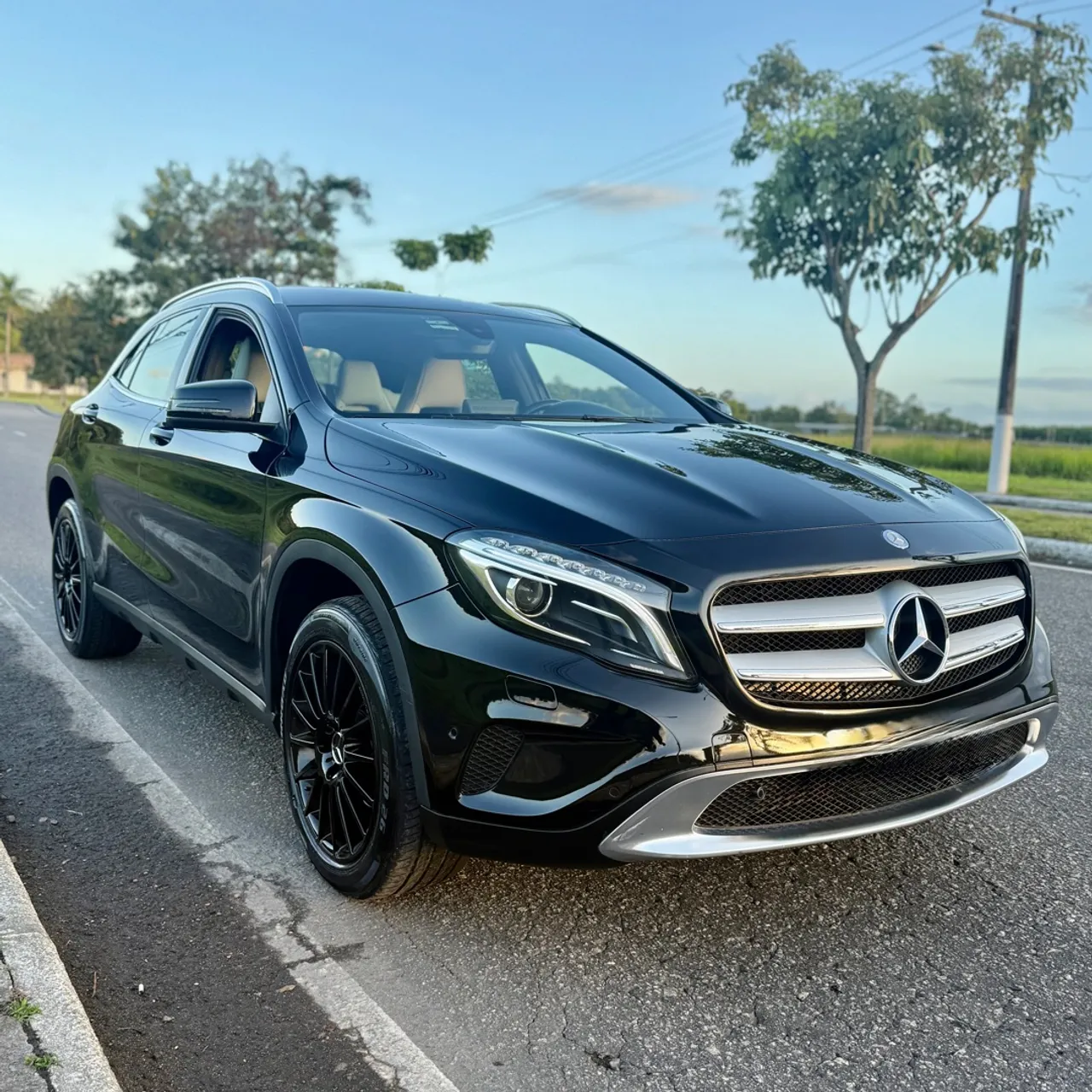 MERCEDES-BENZ GLA-200 2016 Usados e Novos
