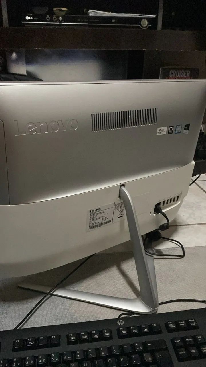 Lenovo IdeaCentre All in One 510 22ASR com defeito na tela, piscando ...