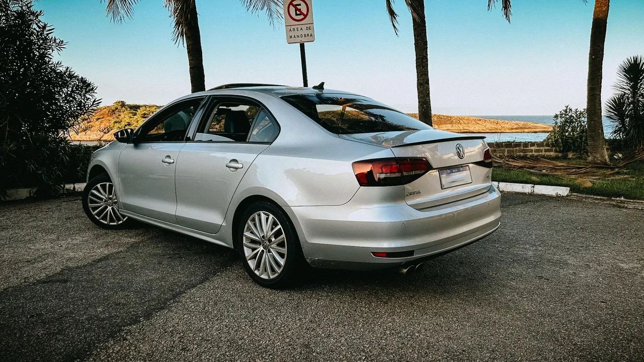 VOLKSWAGEN JETTA Usados e Novos no ES