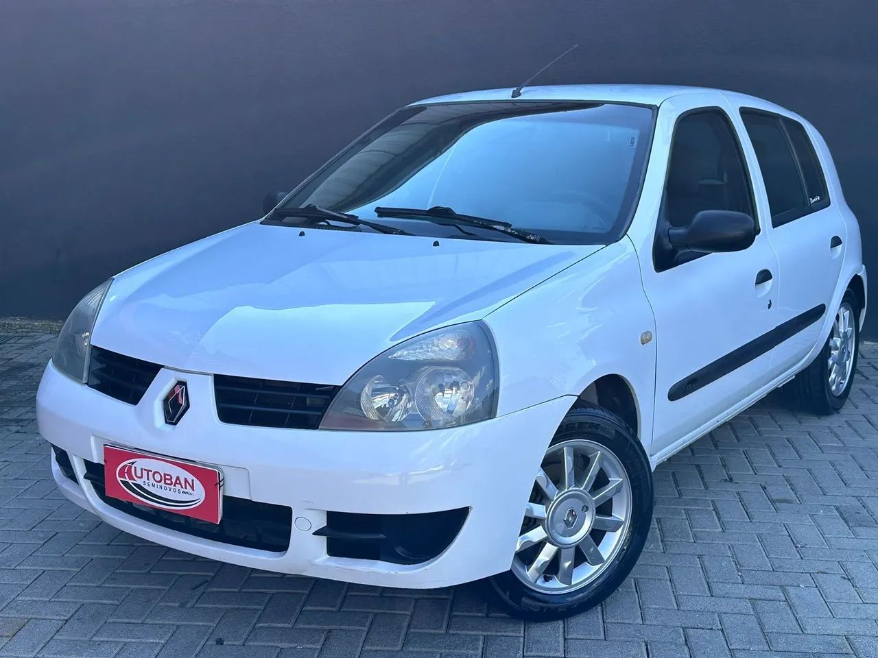 RENAULT CLIO 2007 Usados e Novos