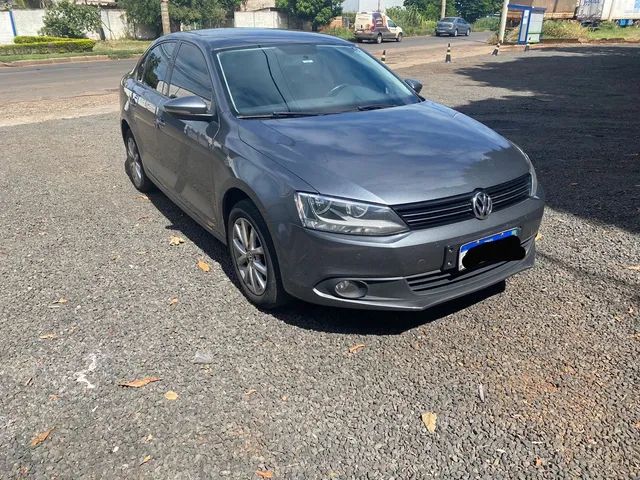 VOLKSWAGEN JETTA 2013 Usados e Novos