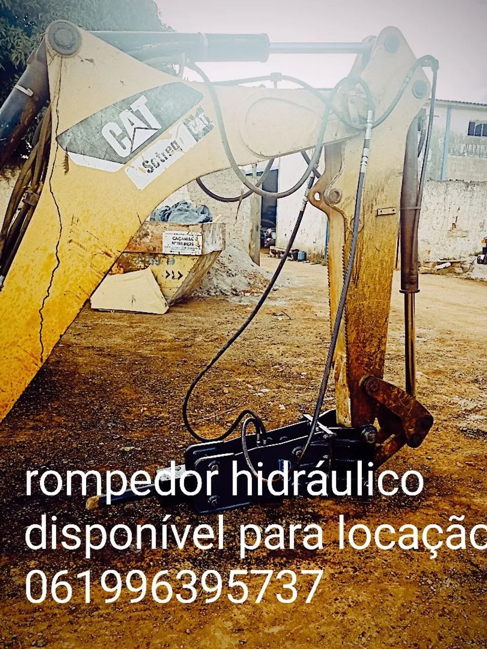 Retroescavadeira com Rompedor hidráulico para locação - Máquinas ...