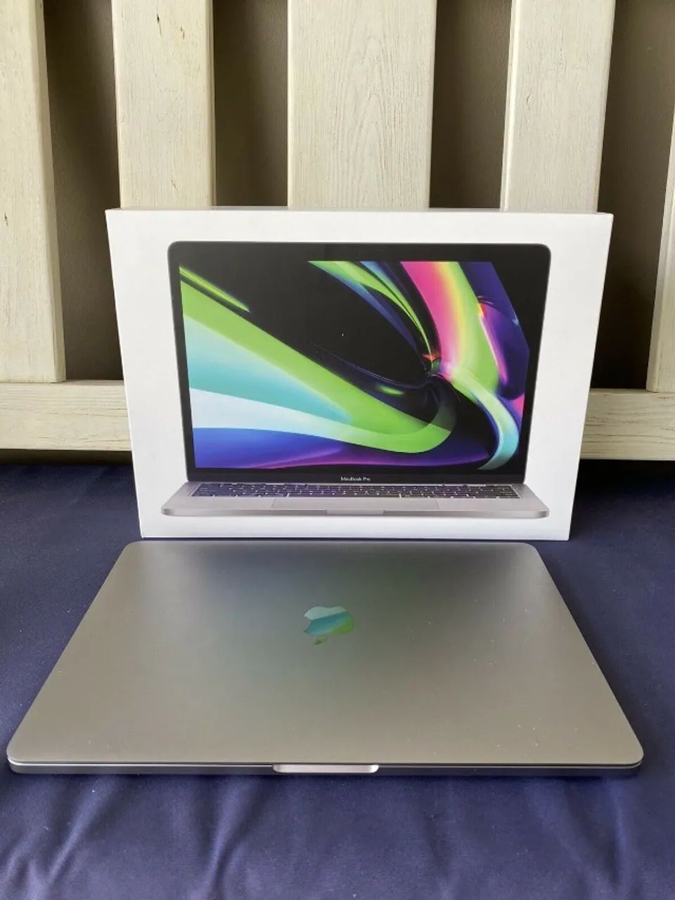Apple MacBook Pro 13 M1 Pro Prata 16Gb e 512Gb Ssd Completo Apple MacBook Pro 13 M1 Pro Prata 16Gb e 512Gb Ssd Completo