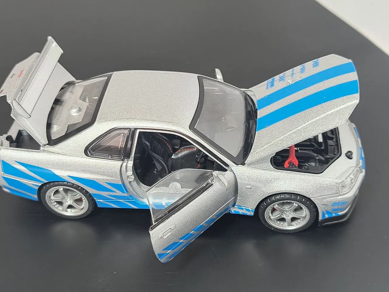 Brian s Nissan GTR Skyline R34 Velozes e Furiosos - escala 1/32 ...