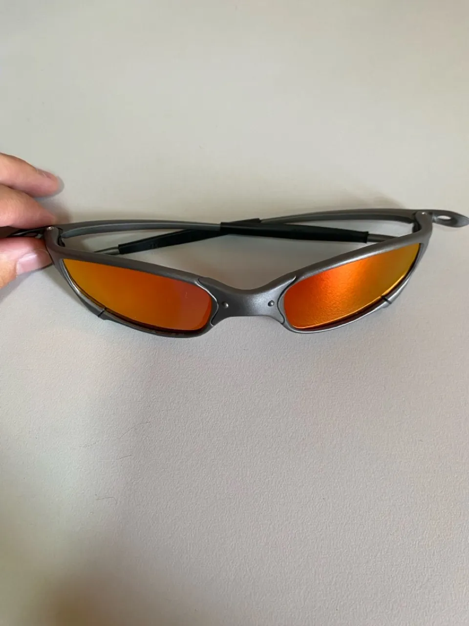 "juliet oakley x metal" - Acessórios no Brasil