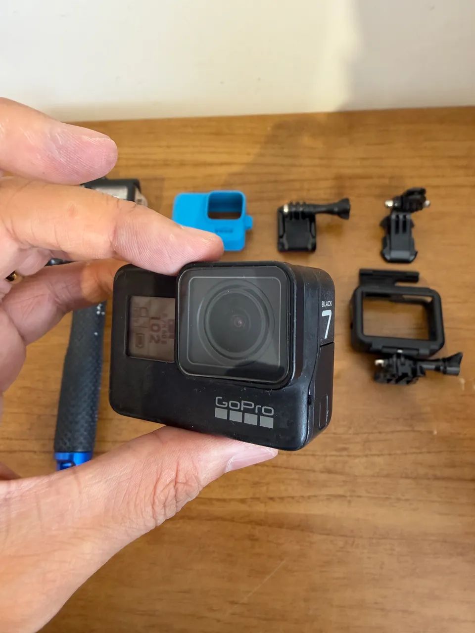 GoPro Hero 7 Black + Kit Acessórios (Oportunidade) - Câmeras e ...