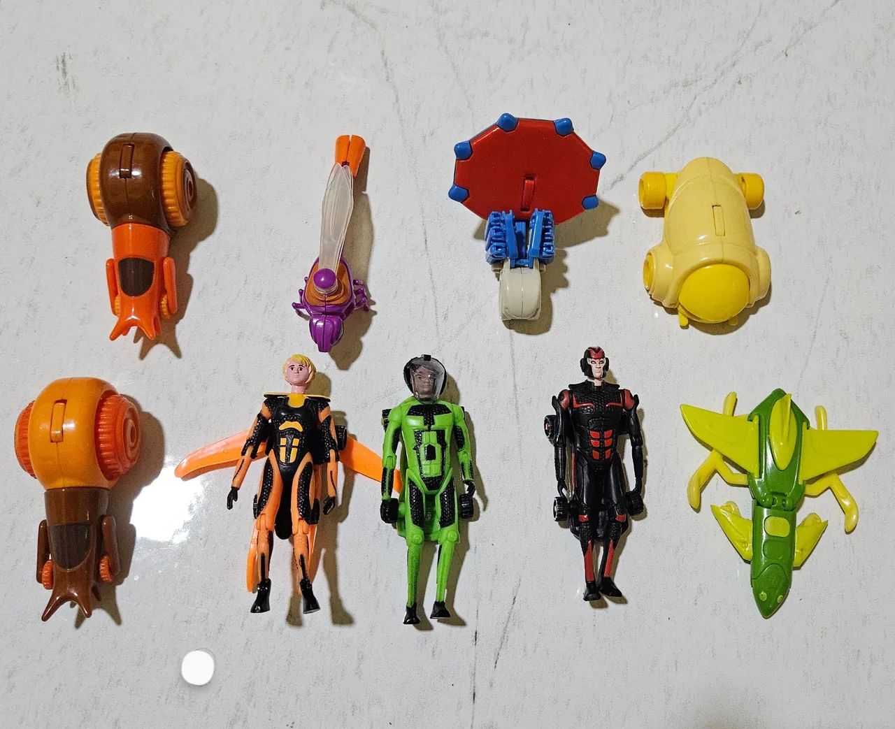 Insectron- 9 unidades- Revista Recreio - Hobbies e coleções - Umbuzeiro ...