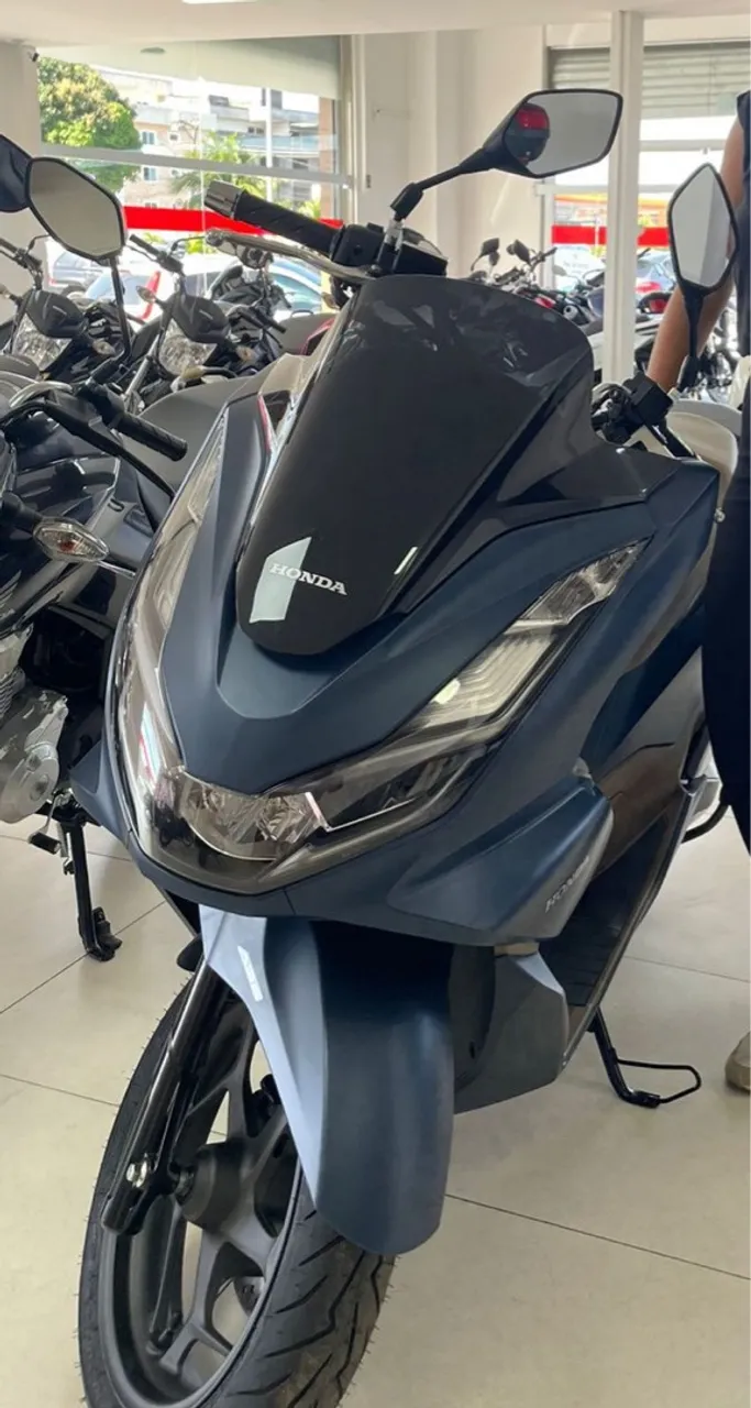 Motos HONDA PCX 2024 no Brasil