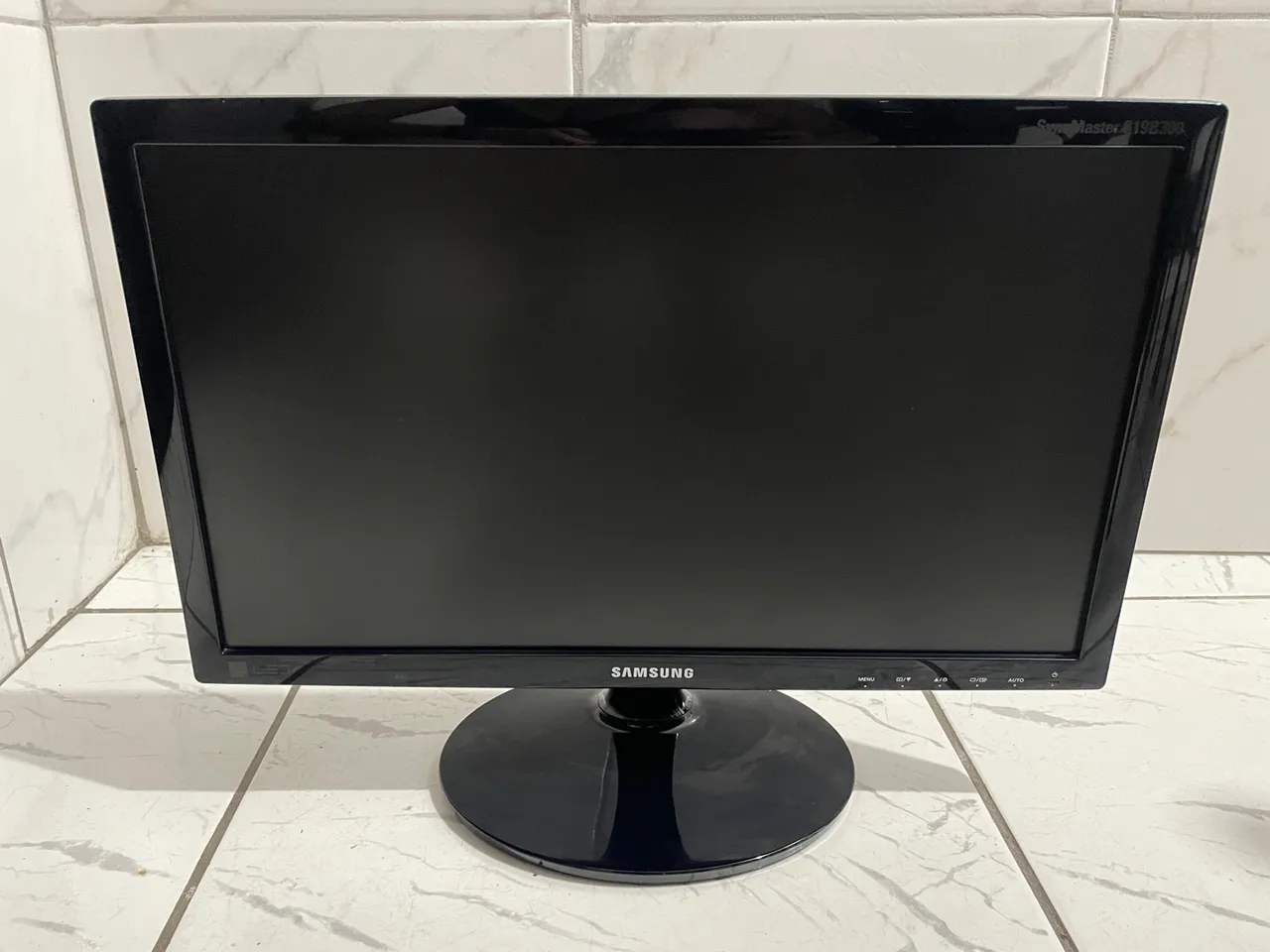 "monitor samsung 19 polegadas led" - Monitores no Brasil
