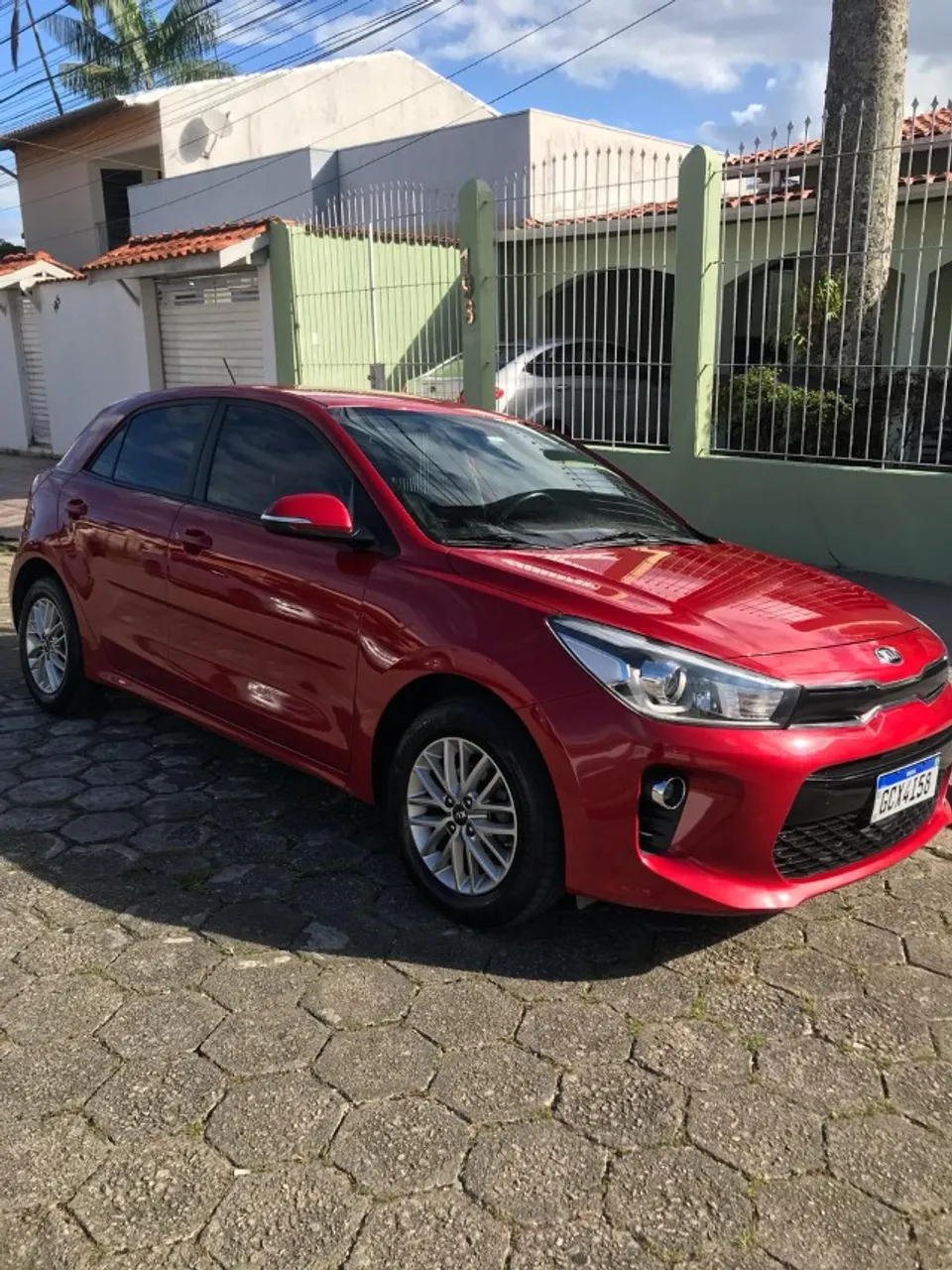 KIA MOTORS RIO Usados e Novos