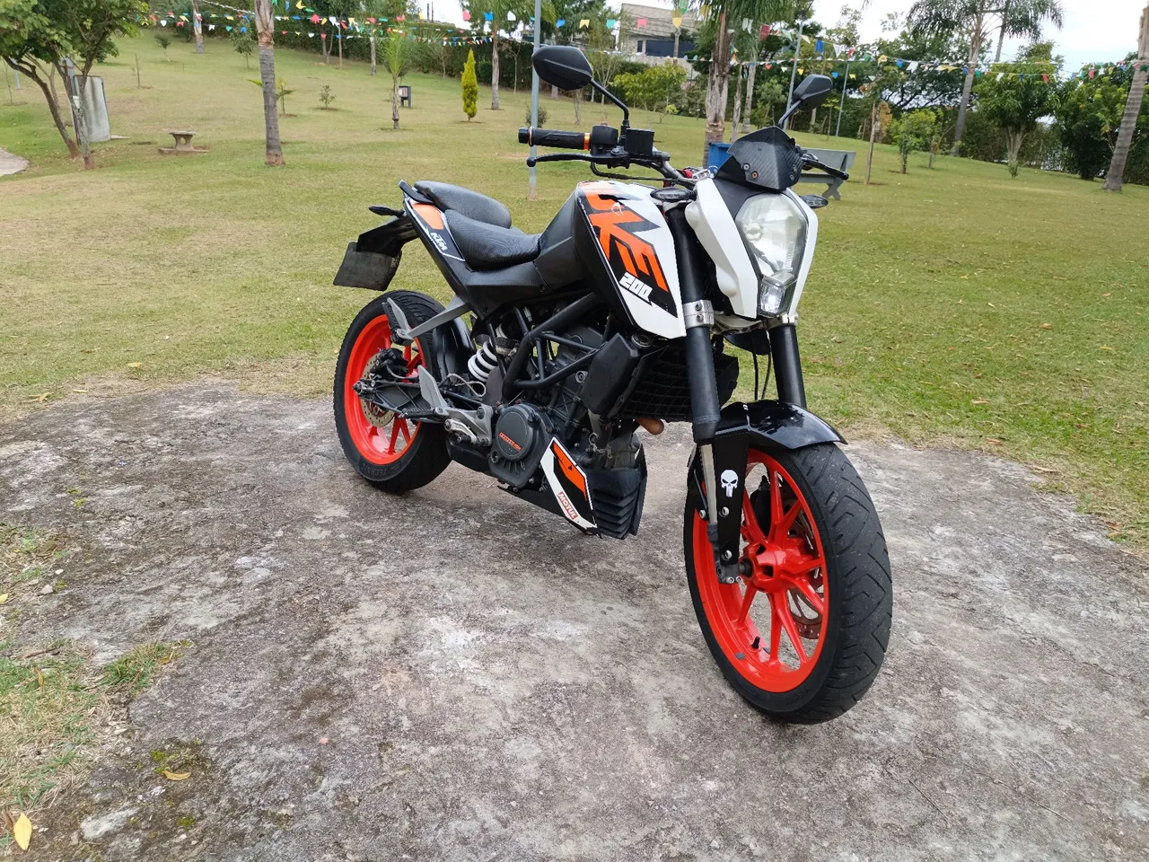 Motos KTM DUKE no Brasil