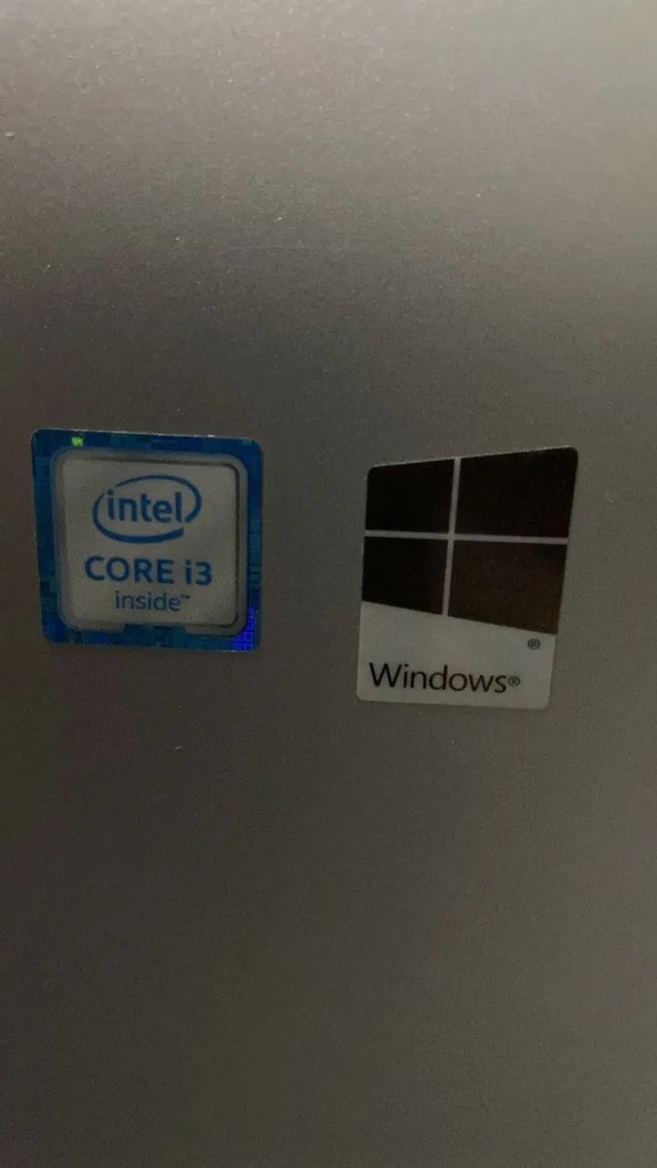 Lenovo IdeaCentre All in One 510 22ASR com defeito na tela, piscando ...