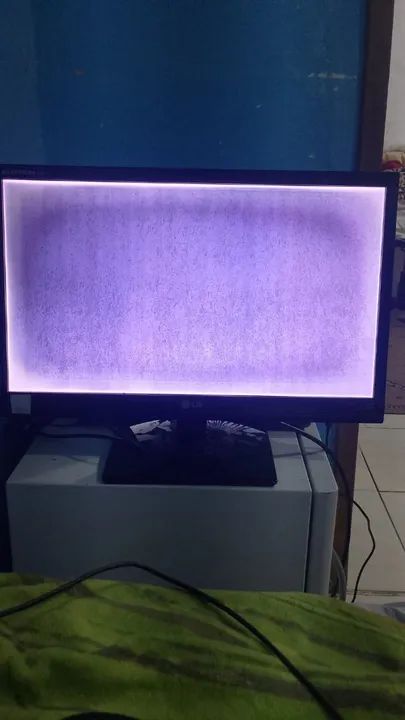 Monitor LG 19 polegadas com defeito na tela - Monitores - Ricardo de Albuquerque, Rio de Janeiro ...