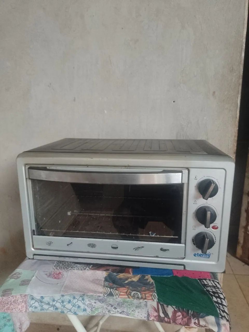 Vendo forno elétrico 44 litros leia descrição. - Fogões e Fornos - Vila ...