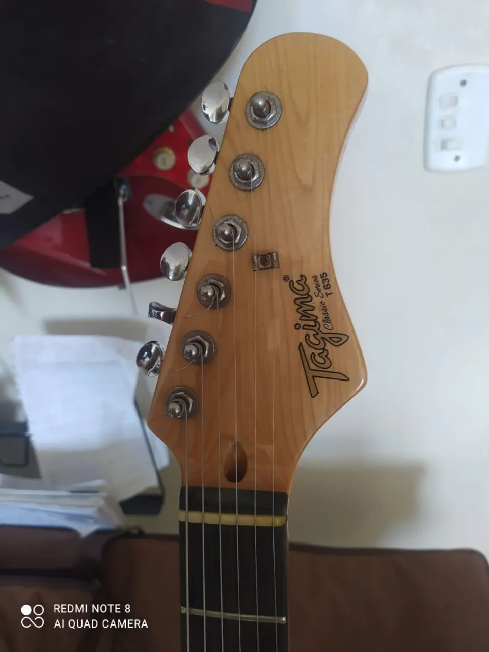 "guitarra tagima zero" - Instrumentos musicais no Brasil