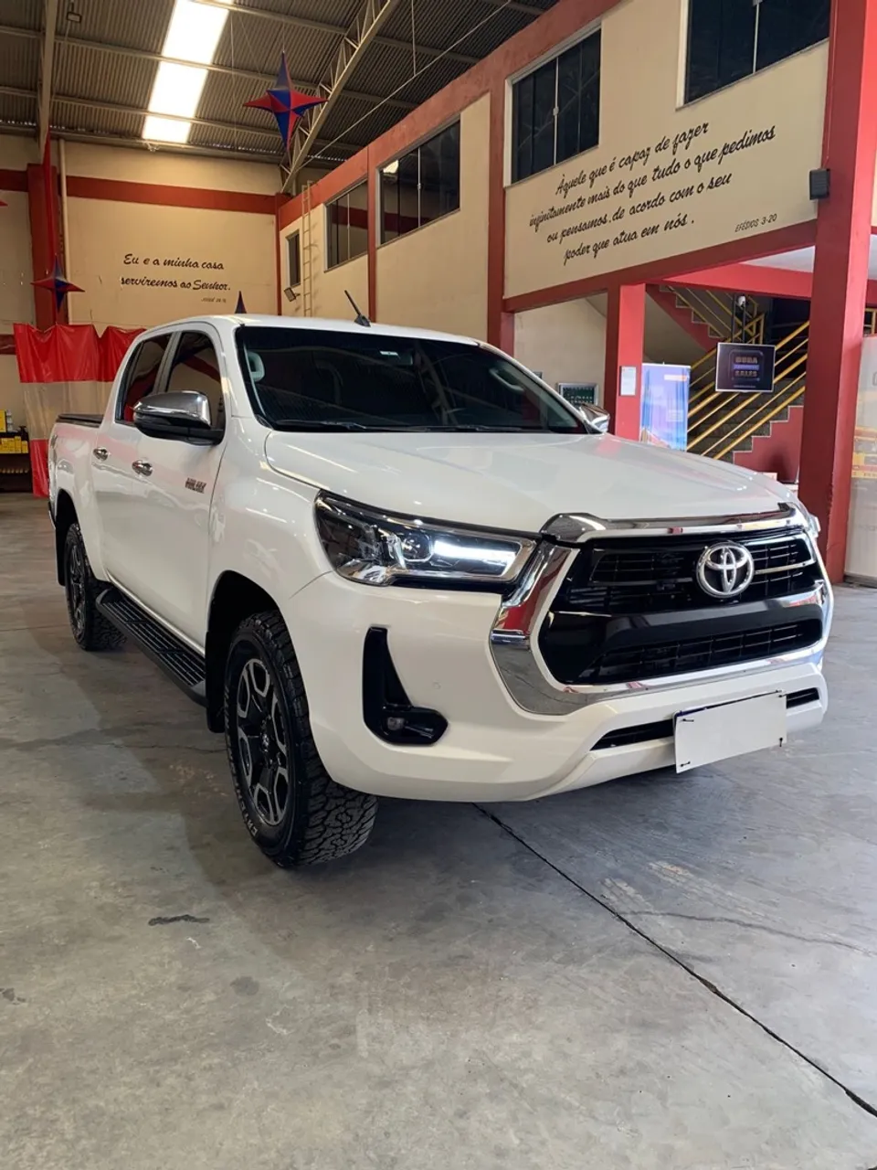 TOYOTA HILUX CD SR 4X4 2.8 TDI DIESEL AUT. Usados e Novos