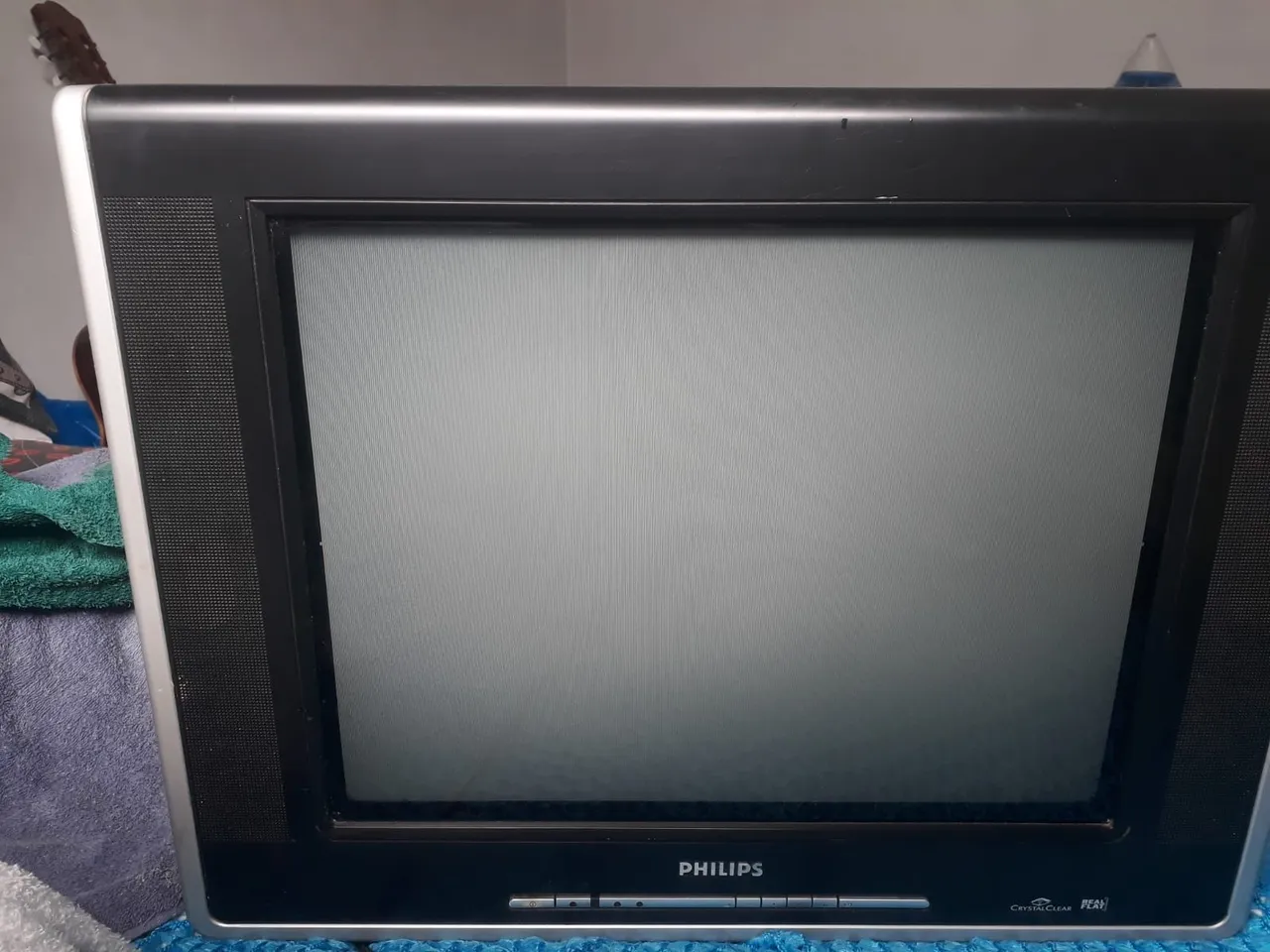 "tv de tubo" - TVs no Brasil