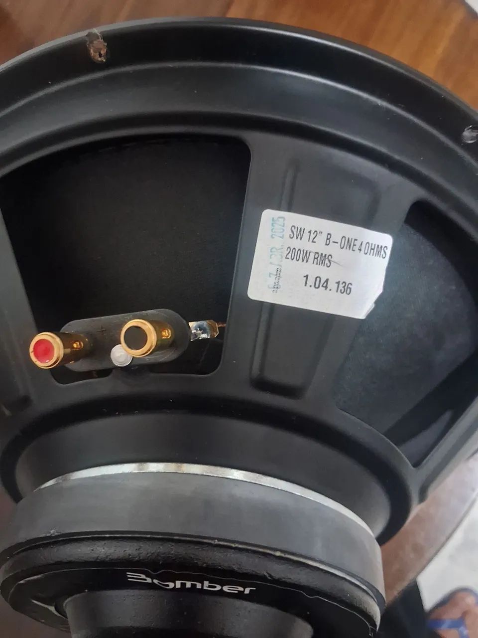 ALTO FALANTE SUBWOOFER BOMBER ONE DE 12 POLEGADAS 200W RMS 4 OHMS ...