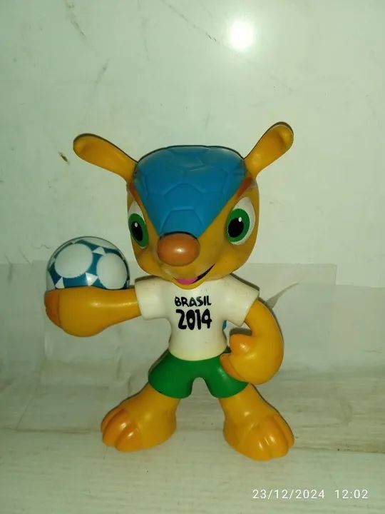 Boneco Fuleco - Mascote da Copa do Mundo 2014 - Hobbies e coleções ...