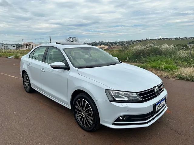 VOLKSWAGEN JETTA 2017 Usados e Novos