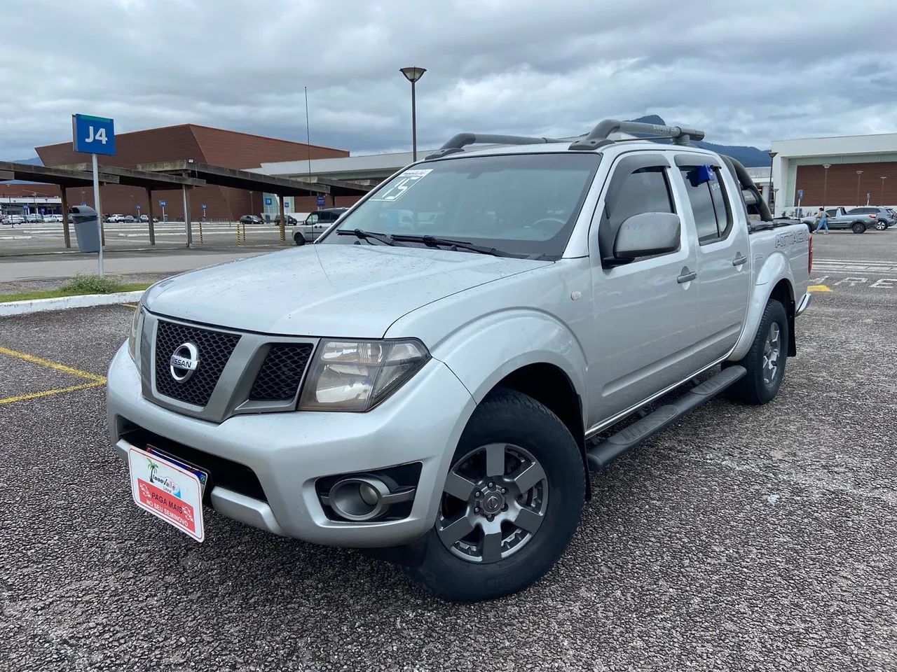 NISSAN FRONTIER 2015 Usados e Novos