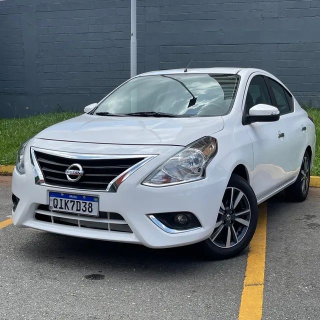NISSAN VERSA 2018 Usados e Novos