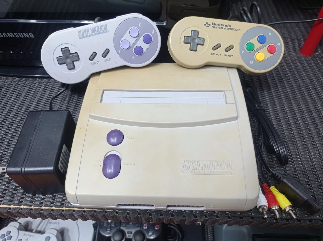 Super Nintendo EUA - AV - Console Completo - Consoles de Vídeo Game ...