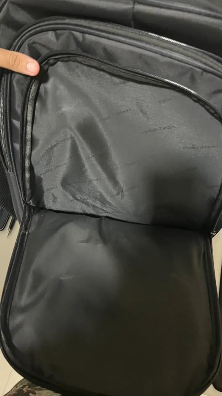 Mochila Executiva Notebook T-Cross Bagaggio Preta - Bolsas, malas e ...