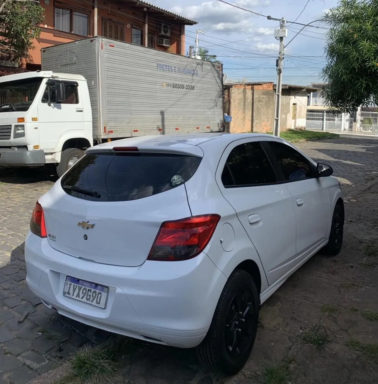 CHEVROLET ONIX 2018 Usados e Novos
