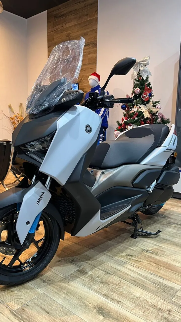 Motos YAMAHA XMAX 2025 no Brasil