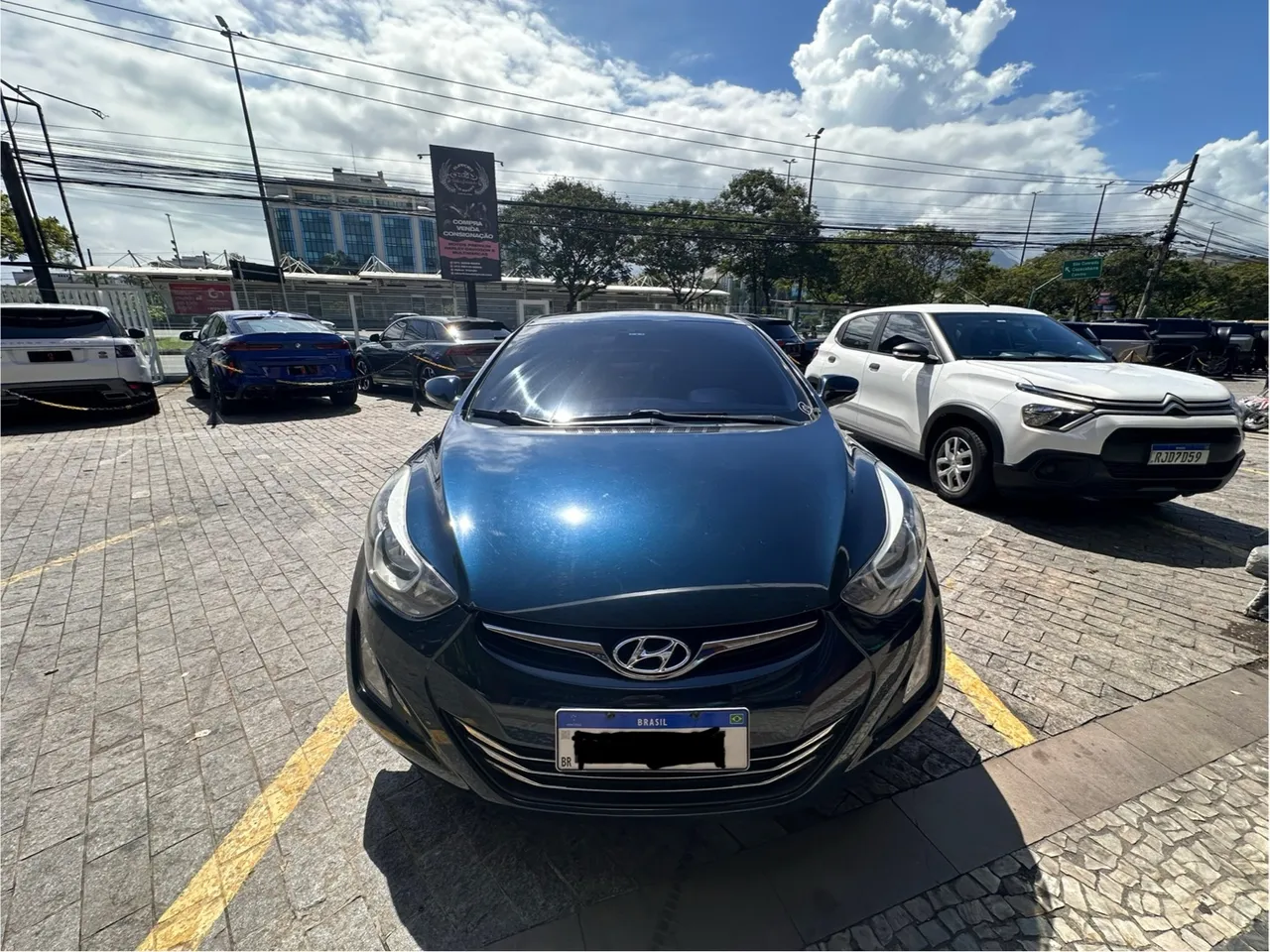 HYUNDAI ELANTRA 2015 Usados e Novos no RJ