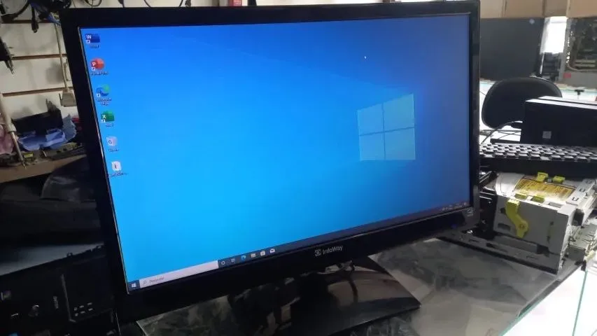 "monitor 100 polegadas" - Monitores no Brasil