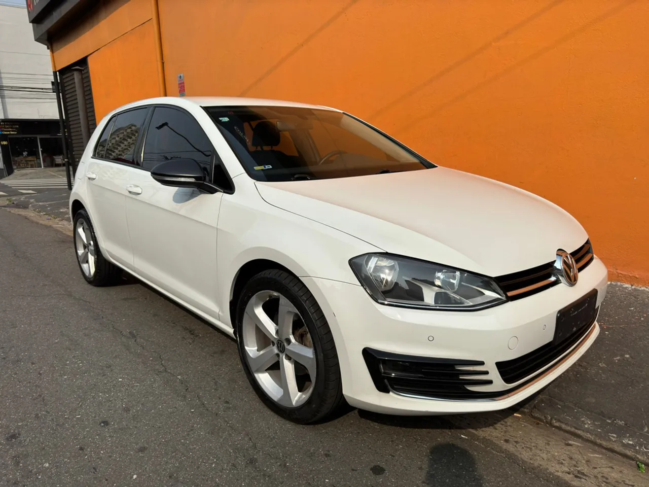 VOLKSWAGEN GOLF HIGHLINE 1.4 TSI TOTAL FLEX AUT. Usados e Novos
