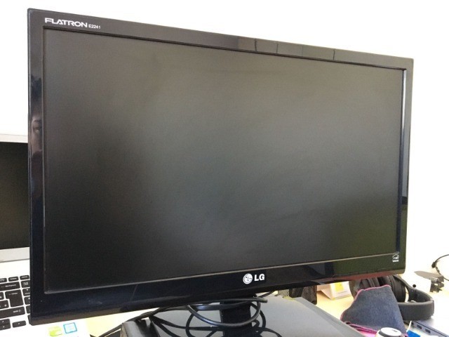 Monitor lg flatron e2241 | +14 anúncios na OLX Brasil