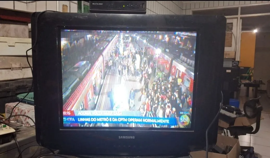 "tv samsung 29 polegadas" - TVs no Brasil