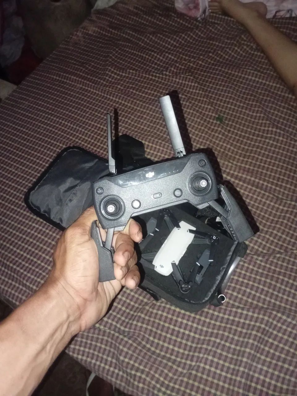 Drone dji espark GPS 2 km conbu 2 baterias hub de carga fonte e beg ...