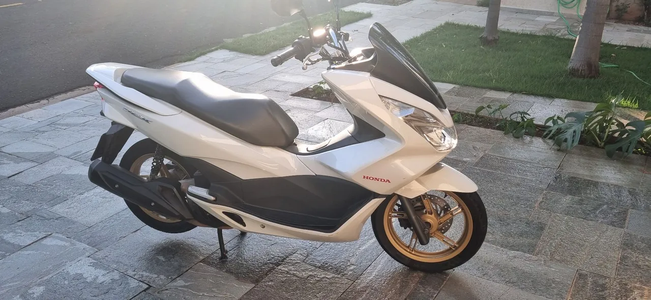 Motos HONDA PCX 2016 no Brasil