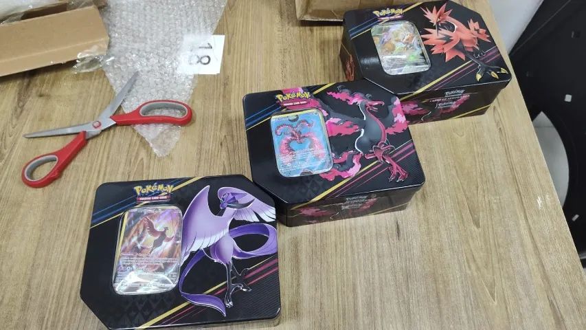 Coleção de Cartas Pokemon Phantasmal Flames e muito mais - Incluindo ...