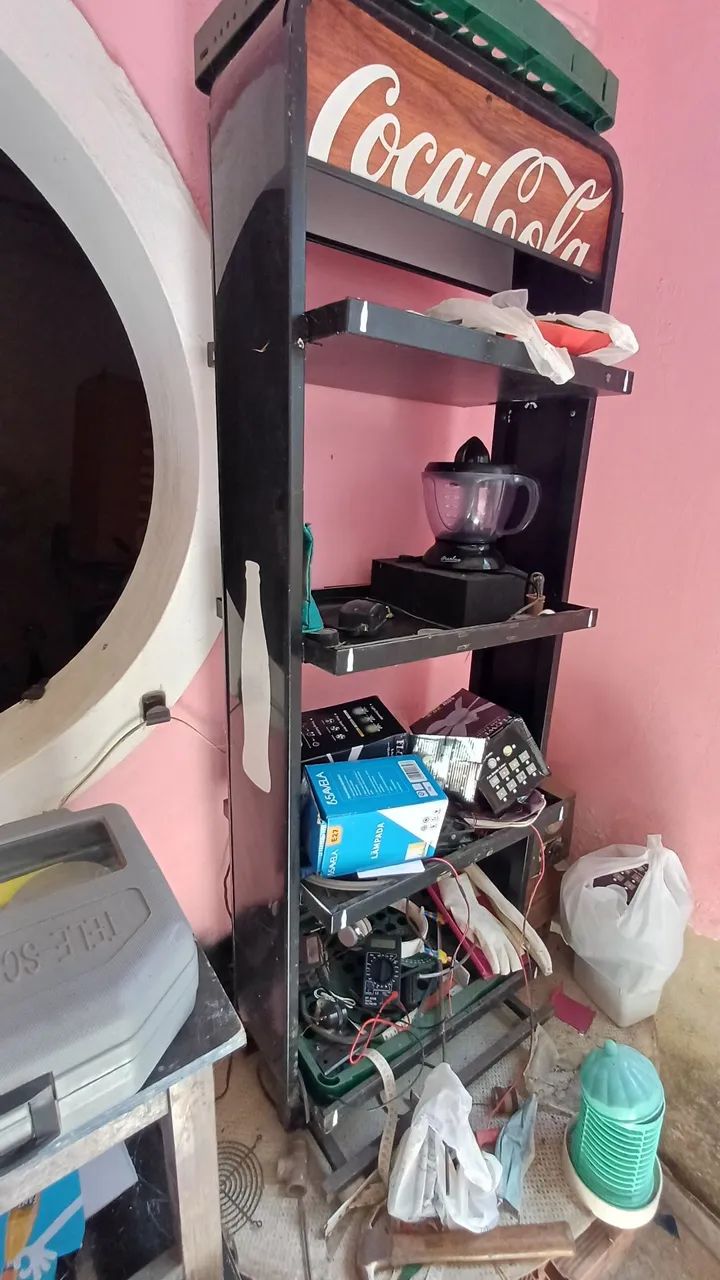 Estante da coca cola de ferro pra vende logo - Móveis Para Organização ...