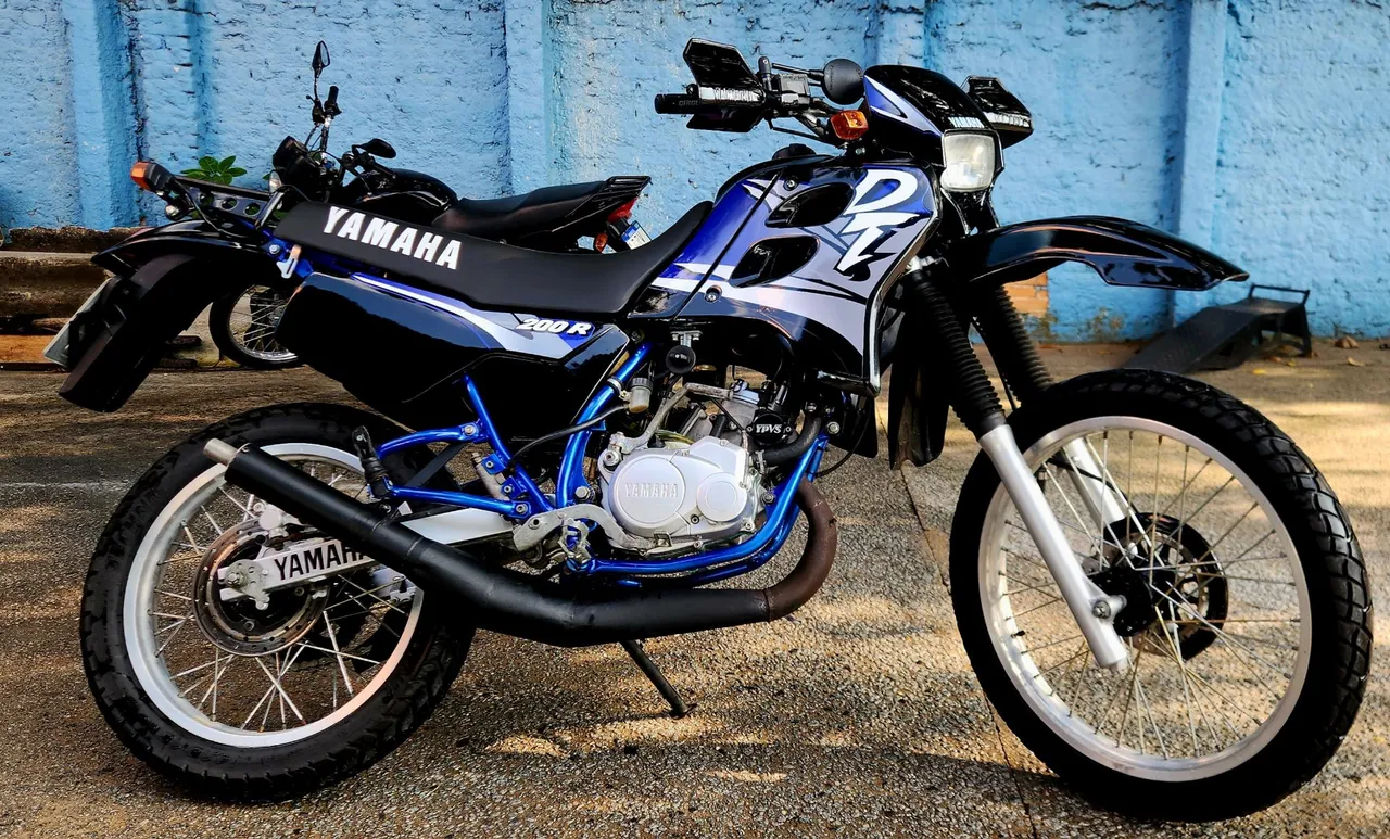 Motos Yamaha DT no Brasil