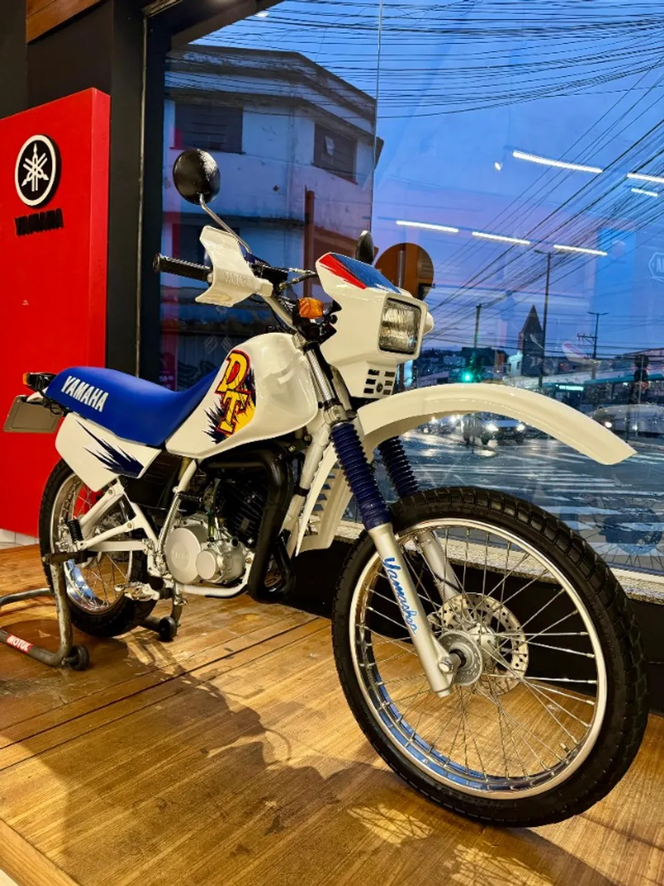 Motos YAMAHA DT no Brasil