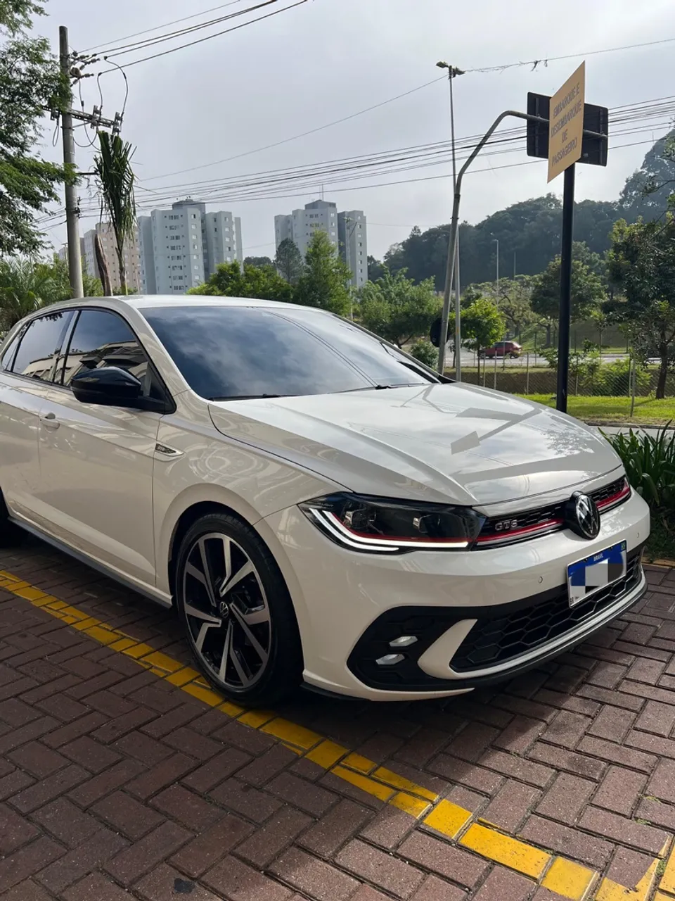 VOLKSWAGEN POLO GTS 1.4 TSI 16V FLEX Usados e Novos